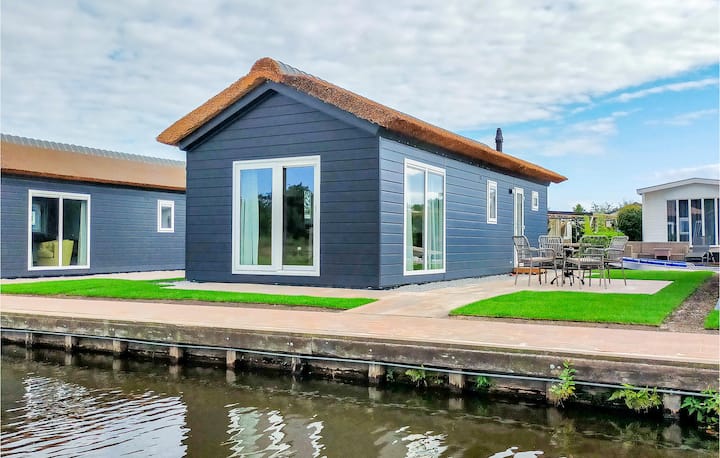 Awesome Home In Giethoorn With Wifi - Meppel