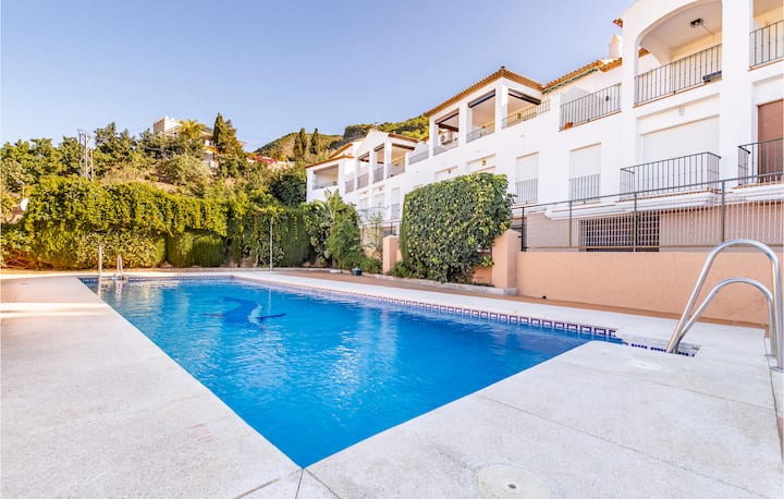 Lovely Apartment In Malaga With Wifi - Alcaucín