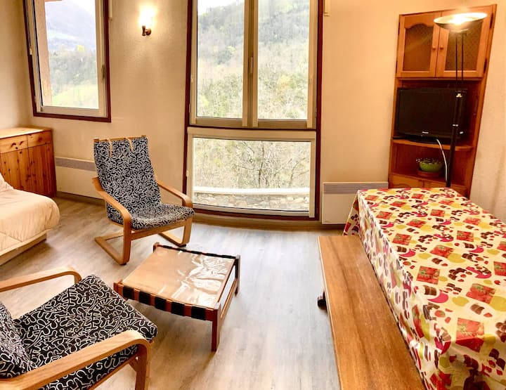 Studio Pour 4 Personnes à Luz-saint-sauveur : 14m - Luz-Saint-Sauveur