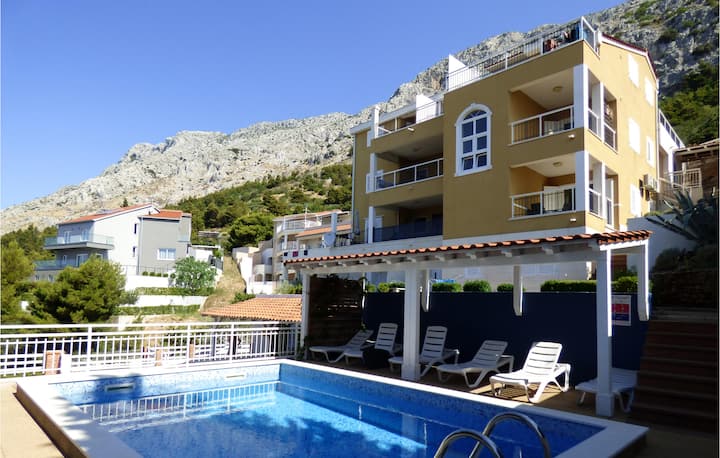 Nice Apartment In Mimice With Wifi - Mimice