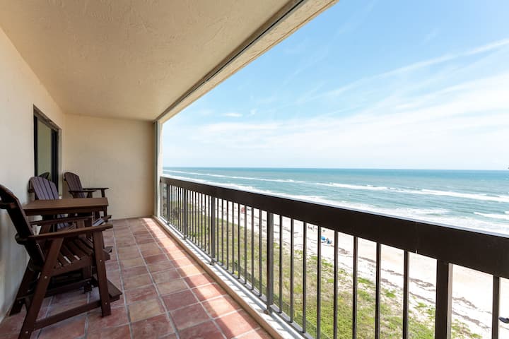 Oceanfront 3/3 Corner With Balcony And Heated Pool - Ormond Beach, FL