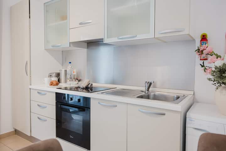 Tropea Court Sliema Apartment 4b By Homely - Malta