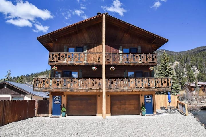 Mountain/river Rider At Brookside - Red River, NM