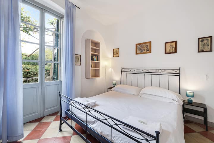 Monolocale Isotta - Finale Ligure