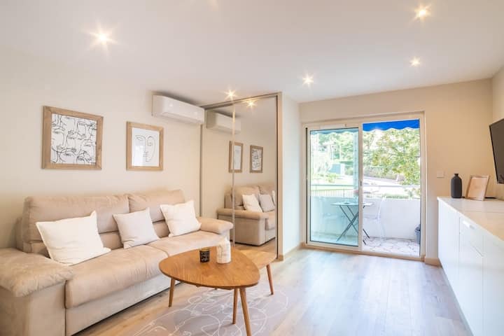 Superbe Appartement Avec Climatisation Et Parking - Cannes