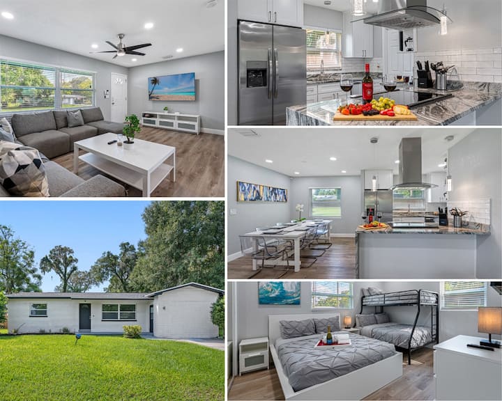 Charming & Renovated Home 20 Minutes From Tampa - Riverview, FL
