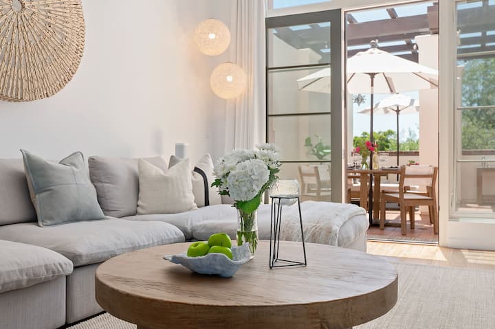 Serene Luxury Condo In Downtown Sb! - Santa Barbara, CA