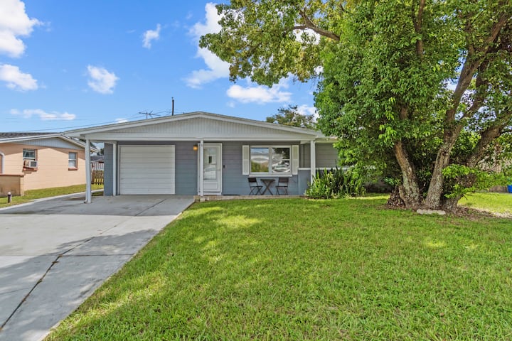 Cozy 2br Near Beaches & Tarpon Sponge Docks - Holiday, FL
