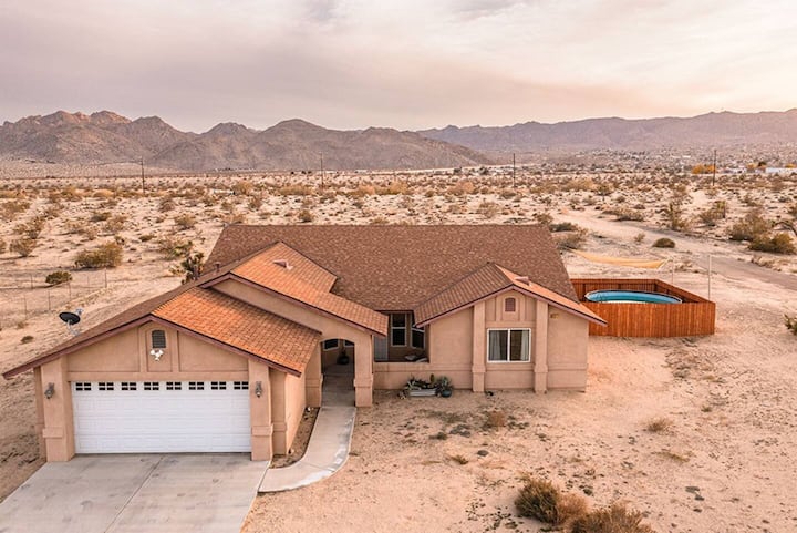 Casa Del Sol-mountain View 3br Home W Pool/hot Tub - Joshua Tree