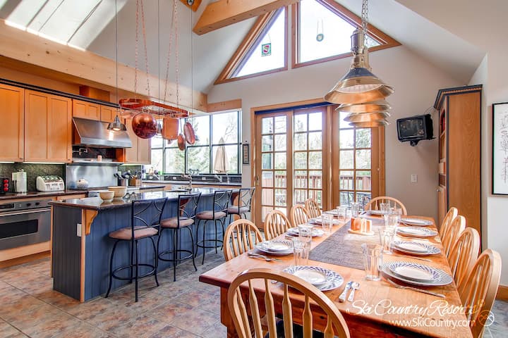Alpenglow Home - Ski In/out - Breckenridge, CO