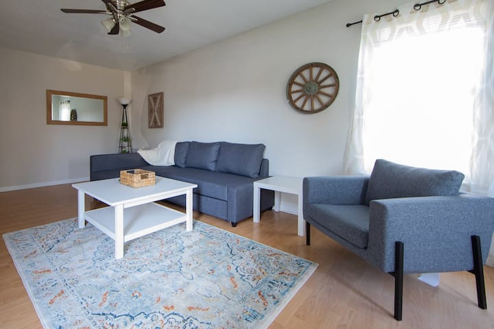 Sojourn 2 Bedroom Townhouse In Virginia Beach - Virginia