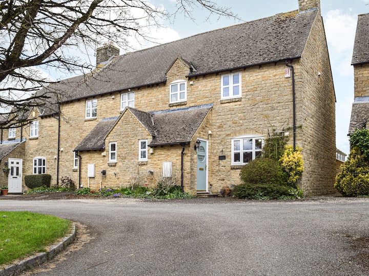Primrose Cottage - Kingham