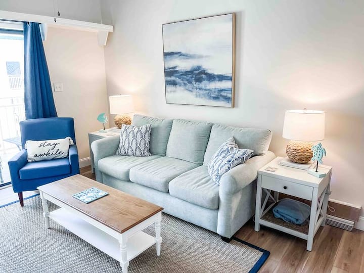 Newly Updated Beachfront Condo! - Orange Beach, AL