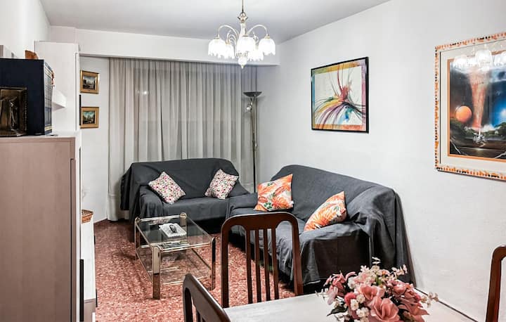 Stunning Apartment In Montalbán - Montalbán