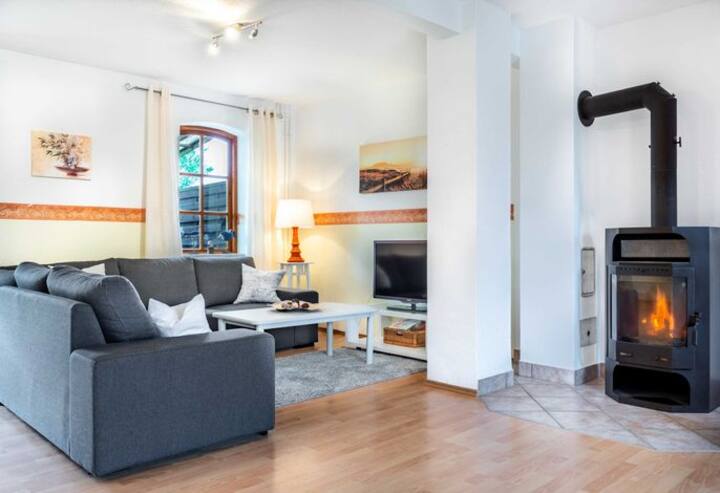 Nr.2 / 4 Zimmer Ferienwohnung Mit Kamin, - Steffenshagen