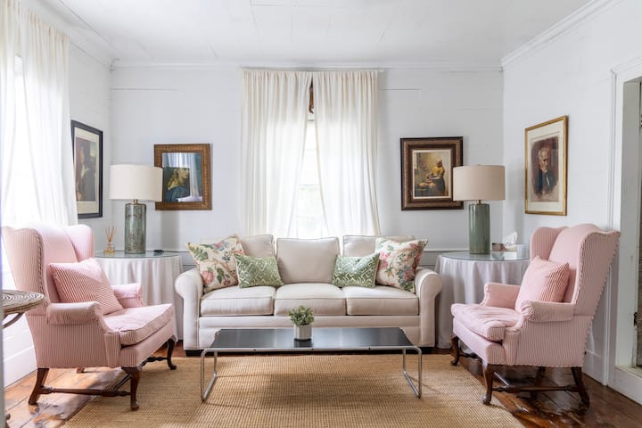 In Town | 1830s Roots, Modern Style | The Winn - Round Top, TX