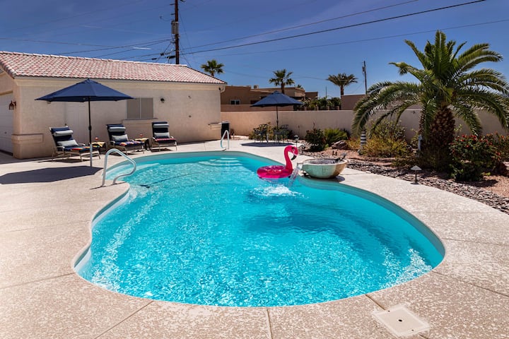 Tropical Heated Pool & Sunset Views Oasis - Lake Havasu City, AZ