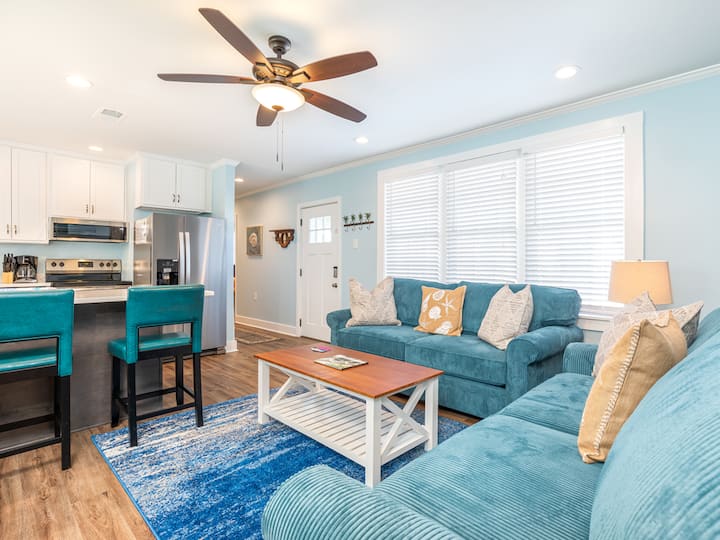Walkin On Sunshine | Family Friendly House! - Tybee Island, GA