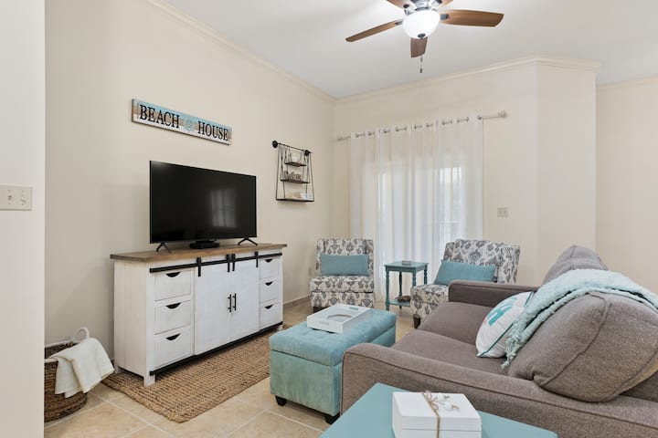 Las Verandas 106-tropical & Modern, Hot Tub & Pool - South Padre Island