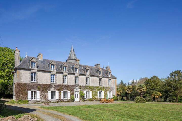 Chateau De Lothea - Moëlan-sur-Mer