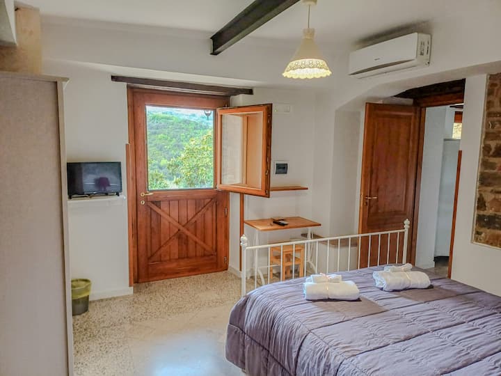 Casale Storico Nella Campagna Cilentana - App.1 - Cilento