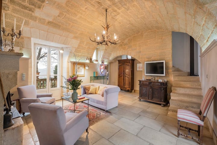 Chateau Empire - Uzès