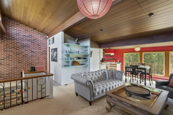 Amazing Loft In The Heart Of Town - Anchorage