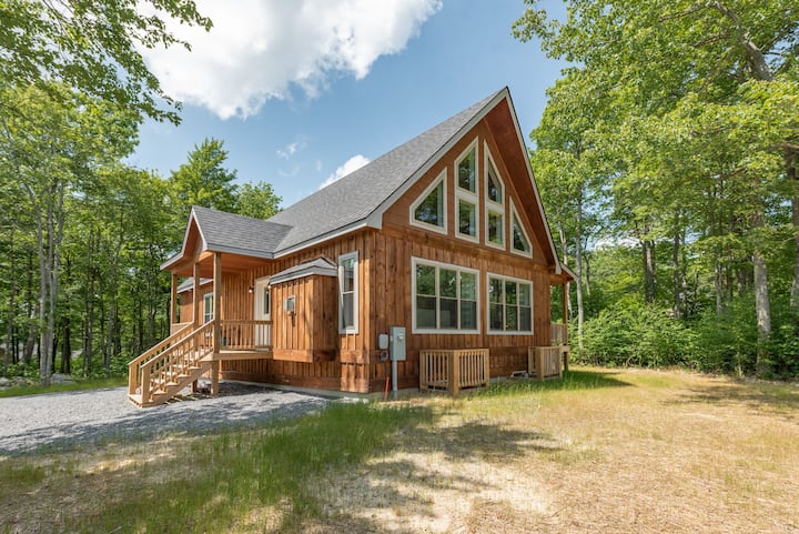 5br | Fireplace | Hot Tub | Fire Pit [Limelight] - Deep Creek Lake, MD