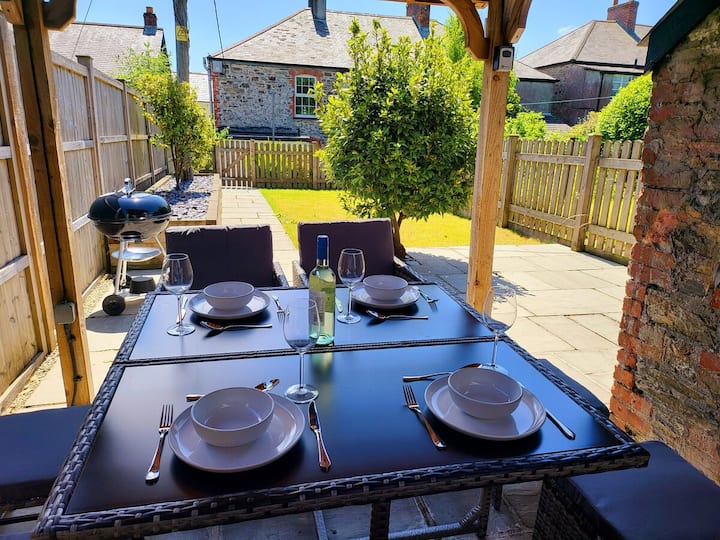 8 Duke Street - Launceston Cornwall - Devon