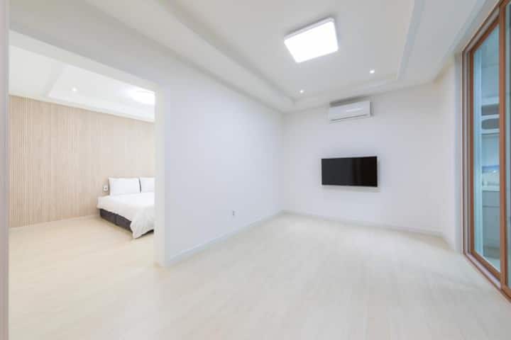 어달해수욕장 바로 앞 객실, 205호 - Donghae-si