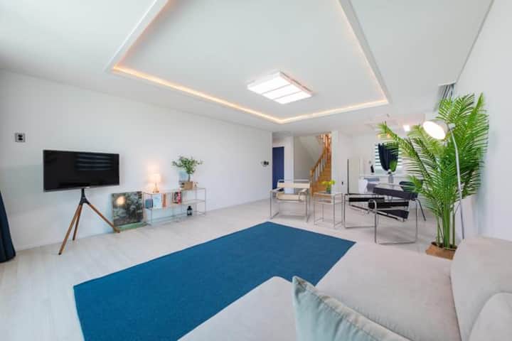 설악산 전경 프라이빗 독채 객실, 봄 - Sokcho-si