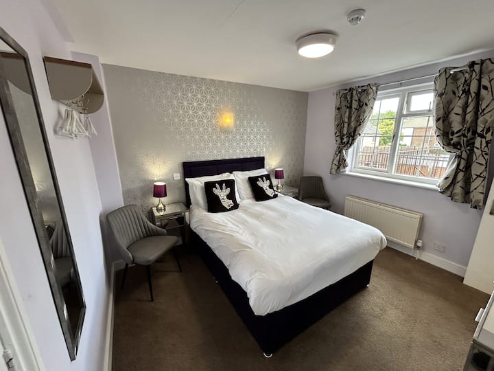 Double Room At The Blacksmiths Arms - Uckfield