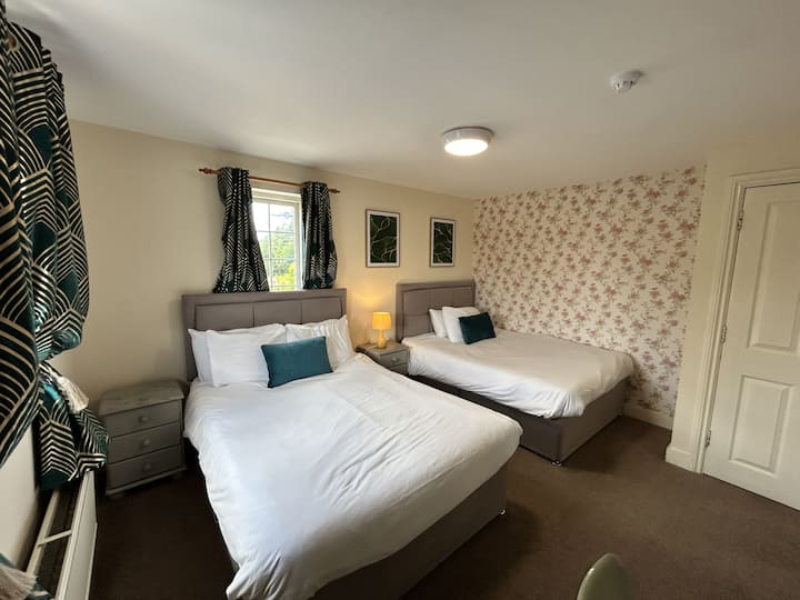 Double Or Twin With Breakfast Included - Uckfield