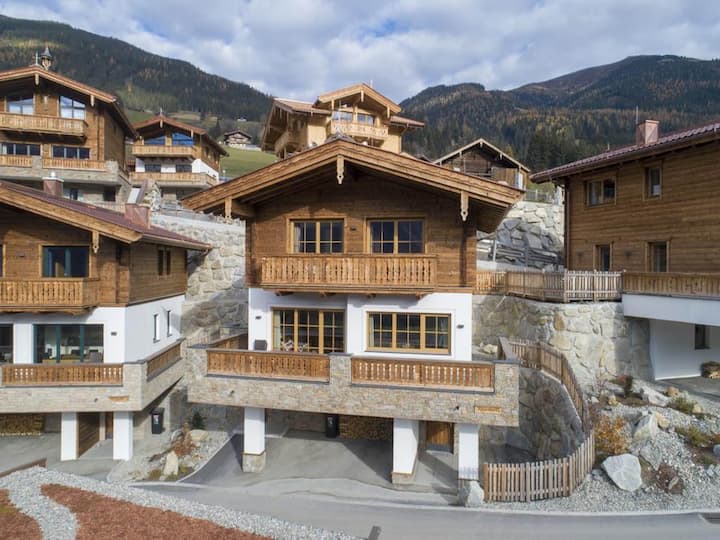 Alpenchalet Mit Sauna Und Balkon - Neukirchen am Großvenediger