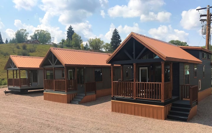 Unit 11) Cottage - Oak Creek, CO