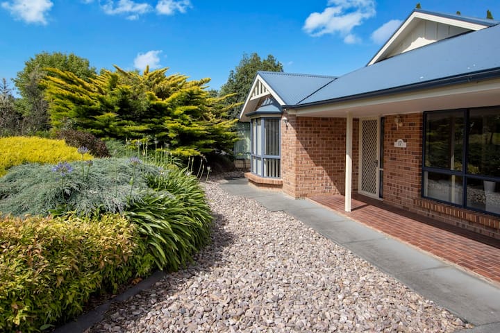 Adelaide Hills 2 Living Rooms Near Hahndorf - Woodside