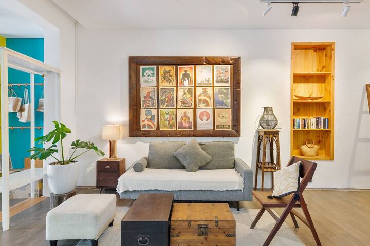 Vesta Gallery Villa Above Bookstore - Vietnam