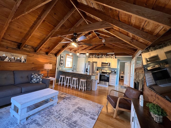 Bavarian Brook Condo 14 - Helen, GA