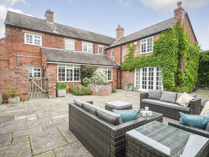 Home Farm House - Shropshire
