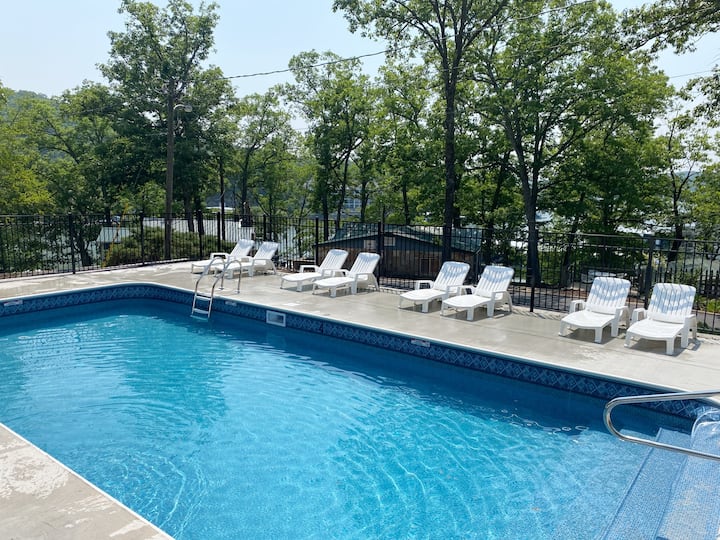 Lake Access, Resort Amenities & Swimming Pool! - Camdenton, MO