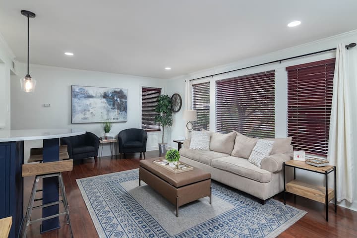 Short Walk To The Grove, Games & Steps From Campus - Oxford, MS