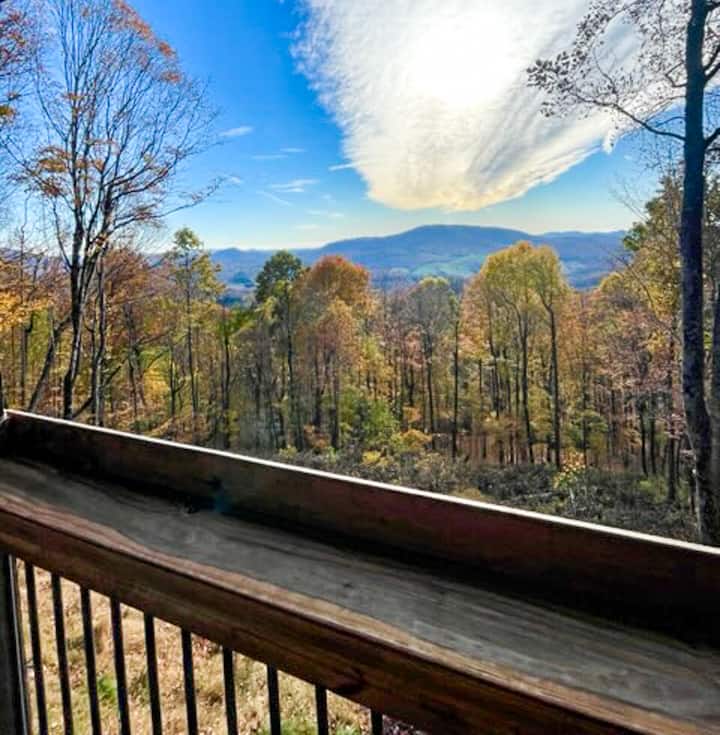 El Cabitan  4br4ba Cabin Wmtn Views Hot Tub Game R - West Jefferson, NC