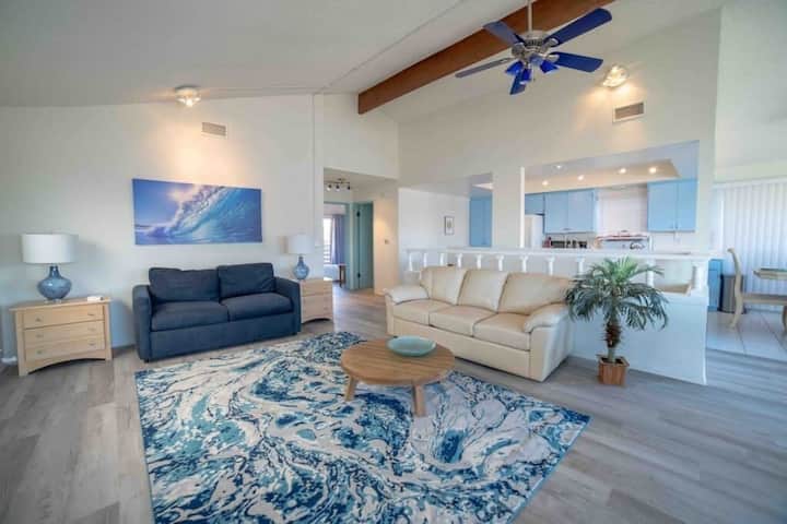 Sea View, Pool Table, Surf, Kayak, Bikes, W/d, A/c - Port Hueneme, CA