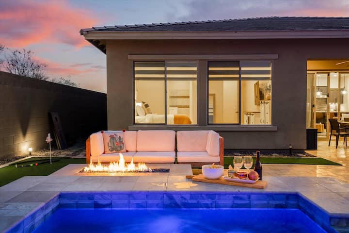 Pool, Hot Tub, Firepit & Golf Haven! - Goodyear, AZ