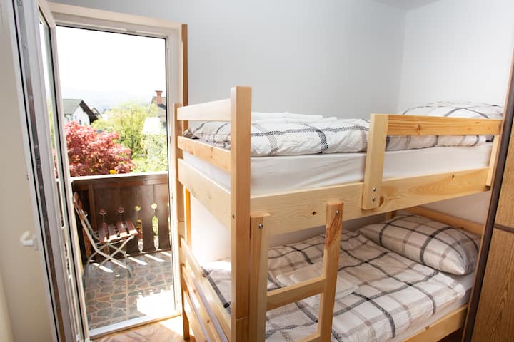 Hostel Lakebled - Quadruple Room With Shared Bathroom - Bled
