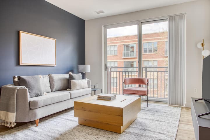 Blueground | H St, Rooftop Pool & Gym, Nr Metro - Washington, DC