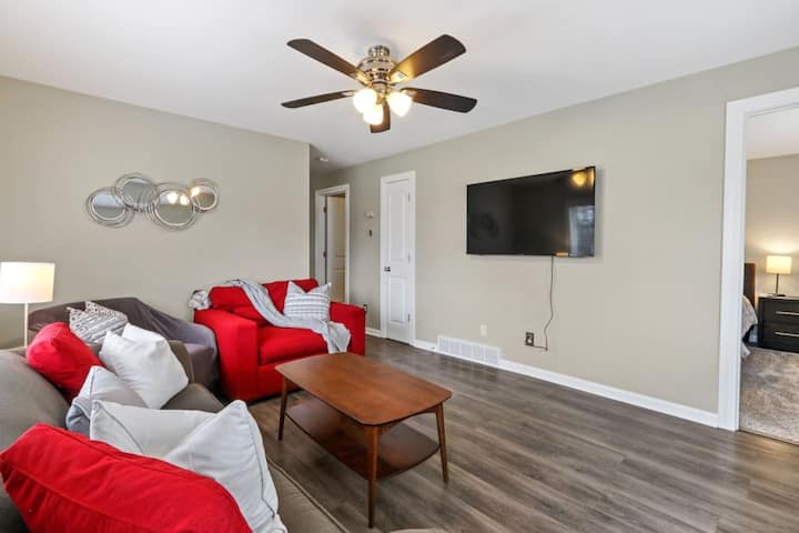 Lake Geneva Family Escape - Fire Pit - Enjoy Lakes - Lake Geneva