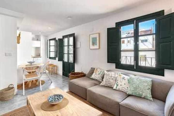 Lovely 2 Bedroom Apartment In Benalmádena - Benalmádena
