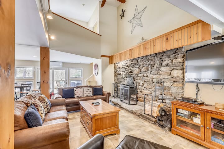 Cool, Quiet, Private Hot Tub, Base Of Killington - Killington, VT