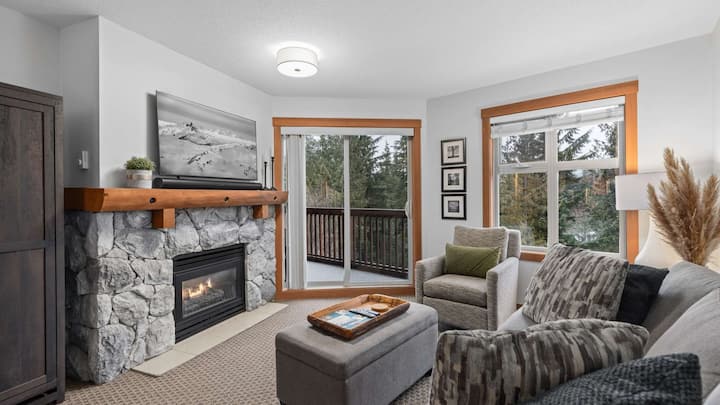Lost Lake Lodge - One Bedroom - #412 - Whistler